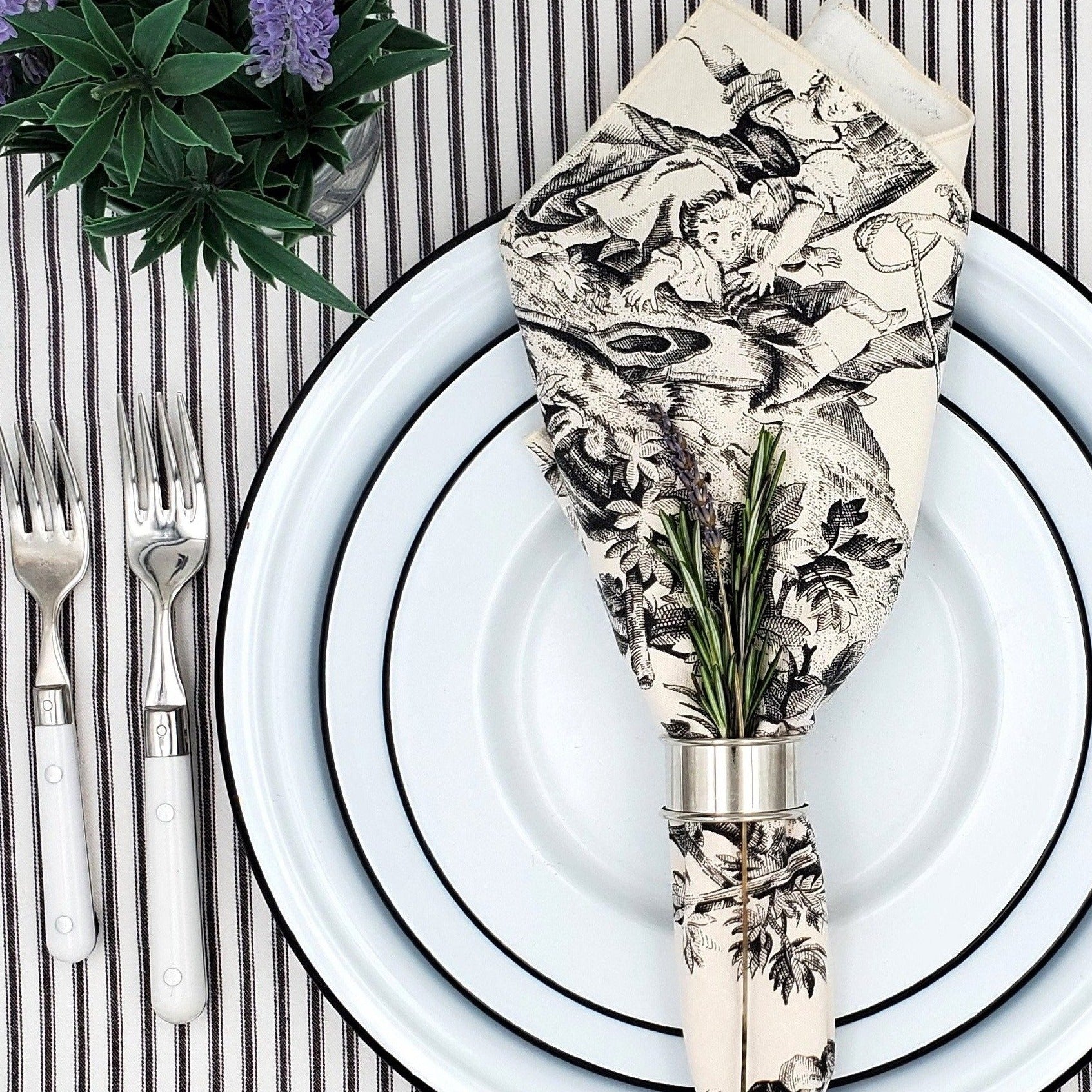 Linens – Bermuda Party Rentals